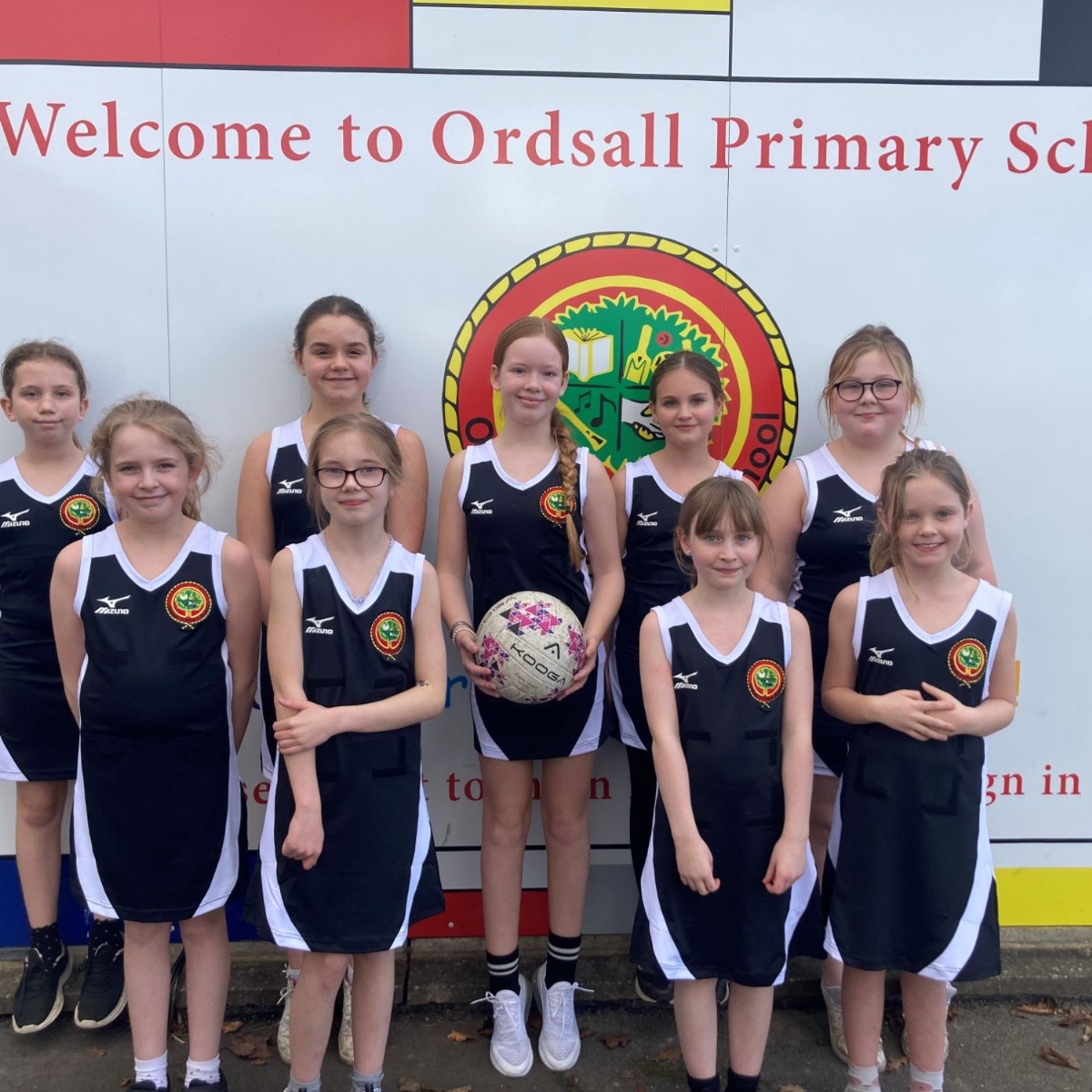Ordsall Primary School - Ordsall Primary School Netball Team Shines in ...